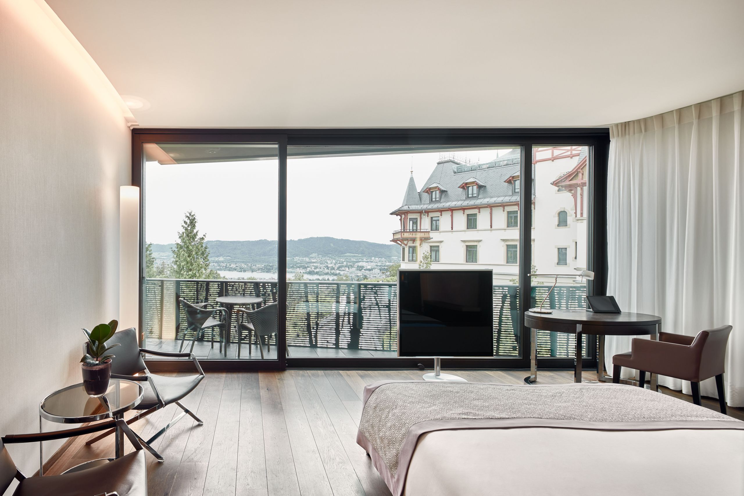 Double Rooms and Rooms with a view in Zurich – The Dolder Grand