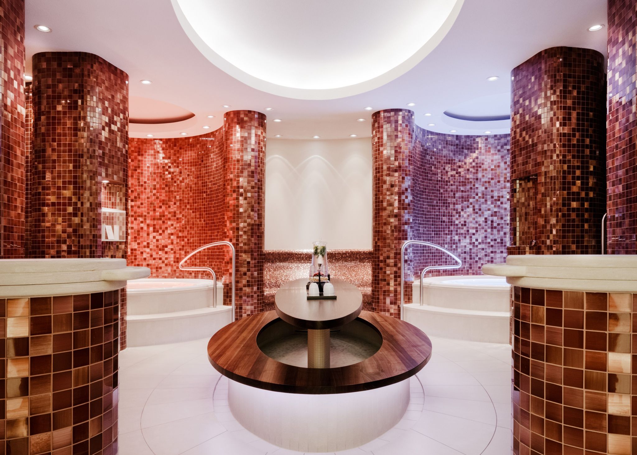 Treatments & Massages - Relaxing at the Dolder Grand Spa